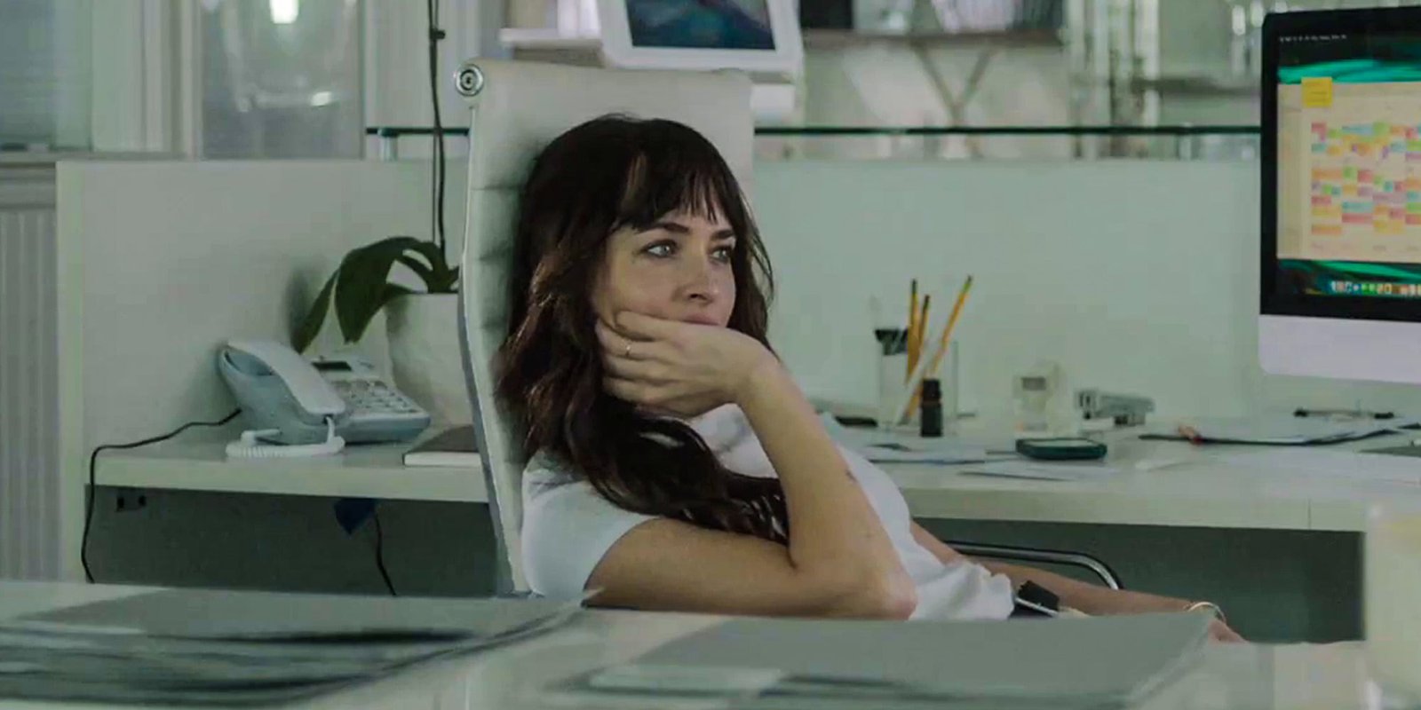 Upcoming Release : 'Am I OK?' by Tig Notaro and Starring Dakota Johnson ...