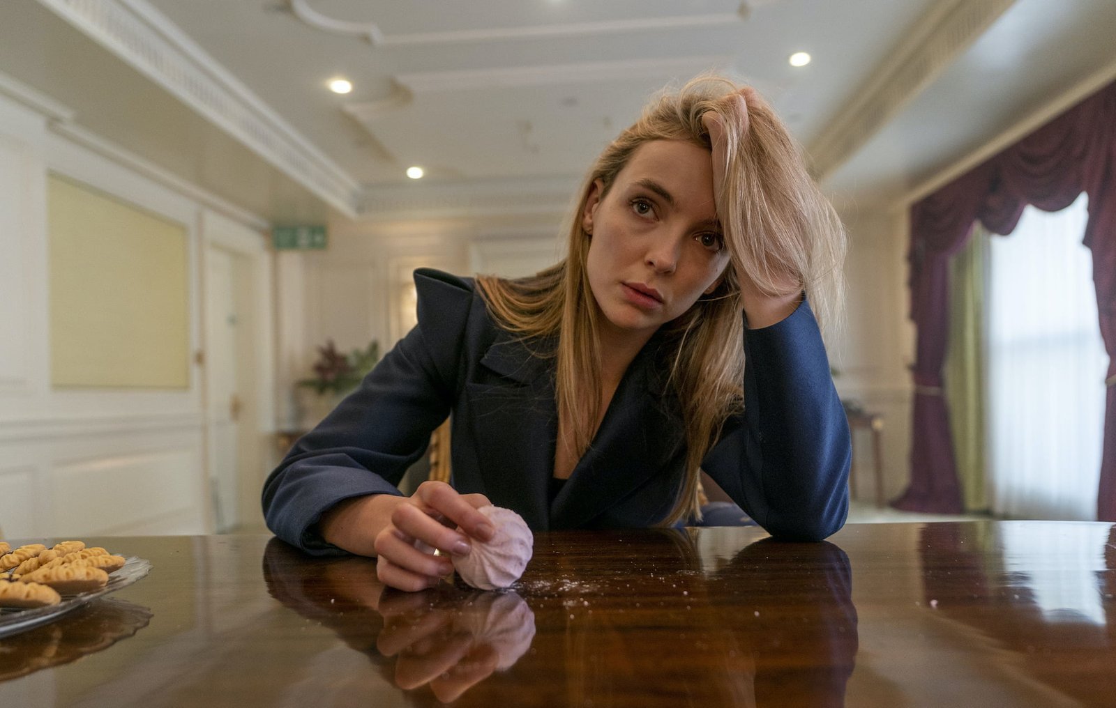 Through Obsession and Metamorphosis : The Subversive Femme Fatale and ...
