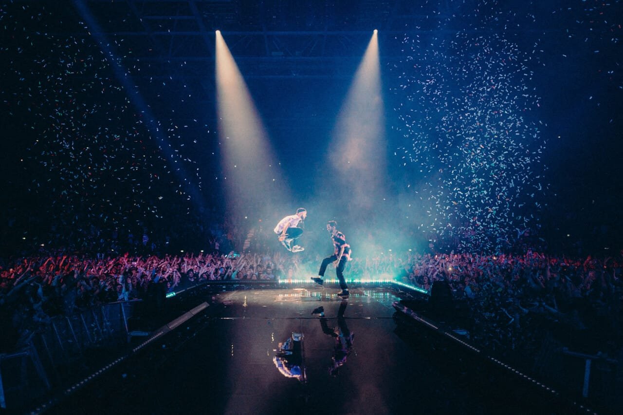 Big Flo & Oli Light Up Toulouse: A Legendary Concert at the Stadium ...
